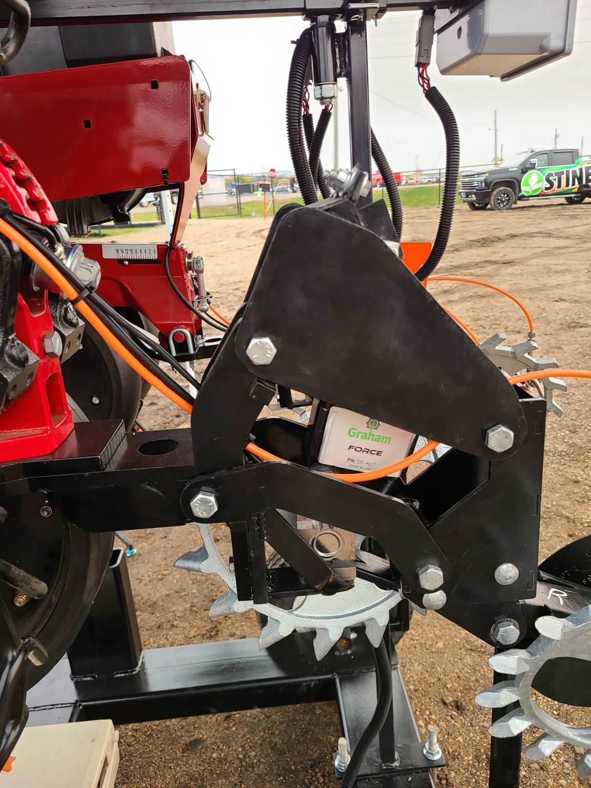 Graham Planter | We Innovate. They Imitate..